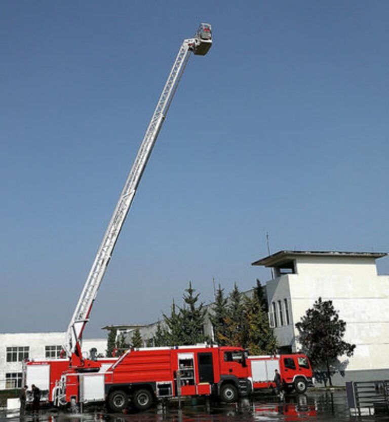 What is a Truck Ladder? - Fire Rescue Truck