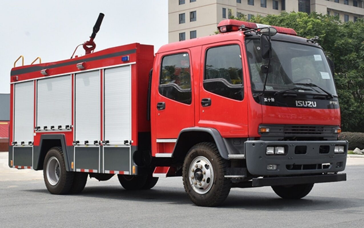 What does a Water Tender Do? - Fire Rescue Truck