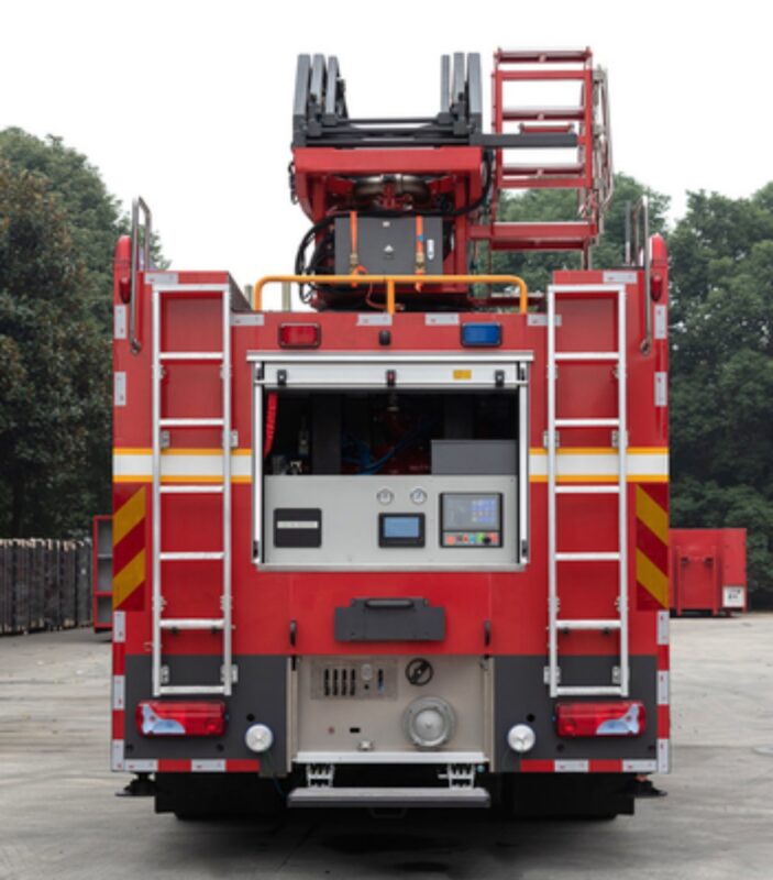 What is an Aerial Ladder Truck? - Fire Rescue Truck