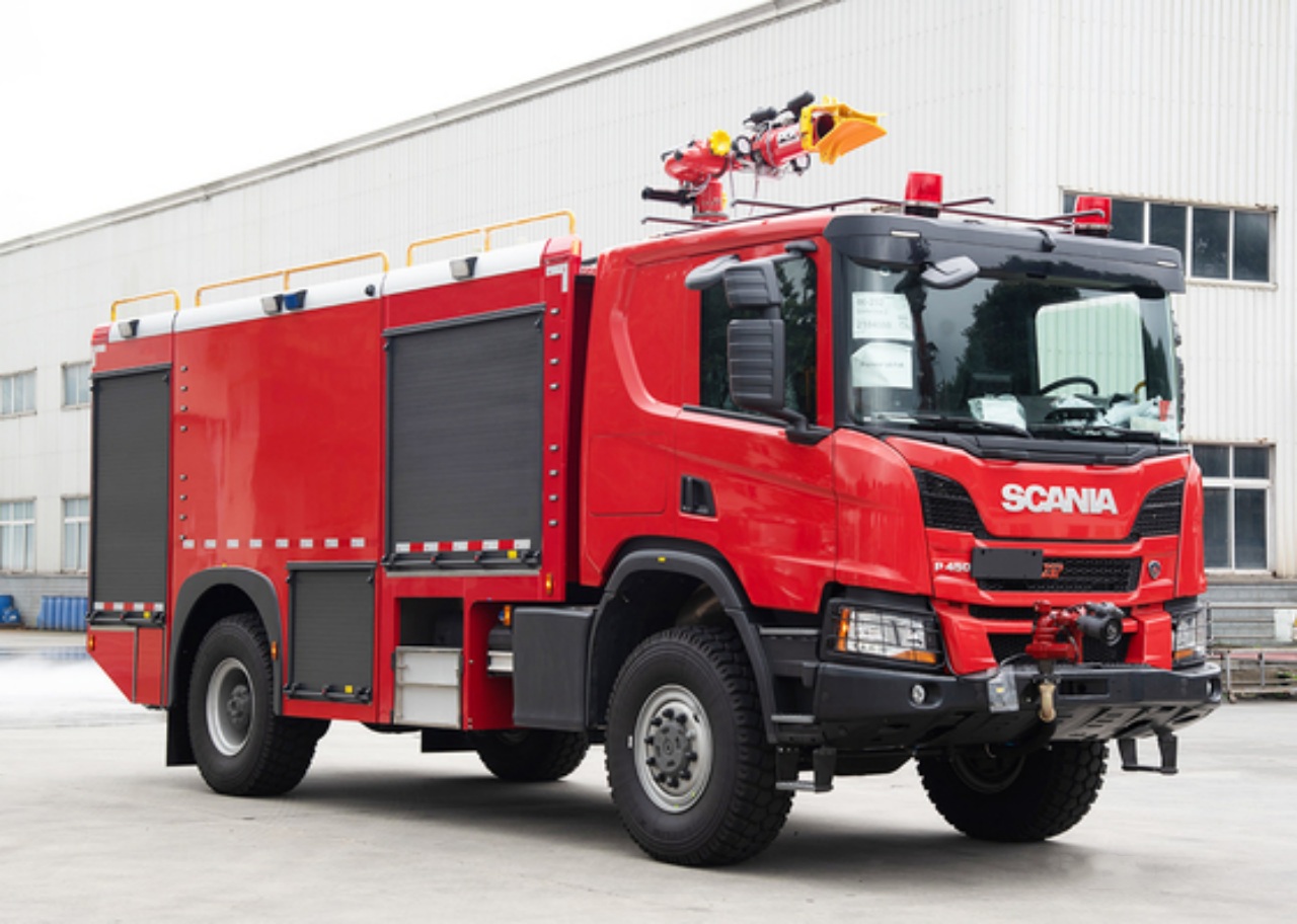 What is an ARFF Apparatus? - Fire Rescue Truck
