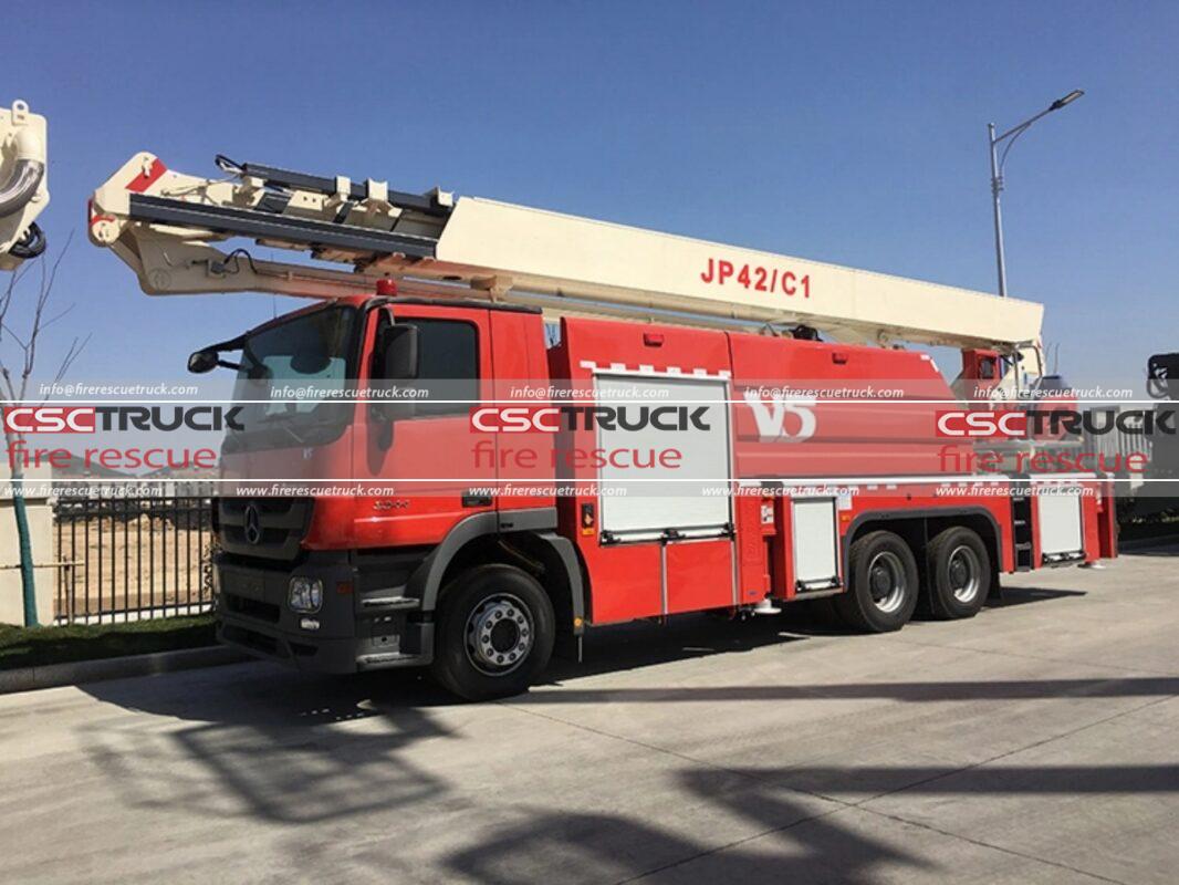 How Long is the Average Fire Truck Ladder? - Fire Rescue Truck