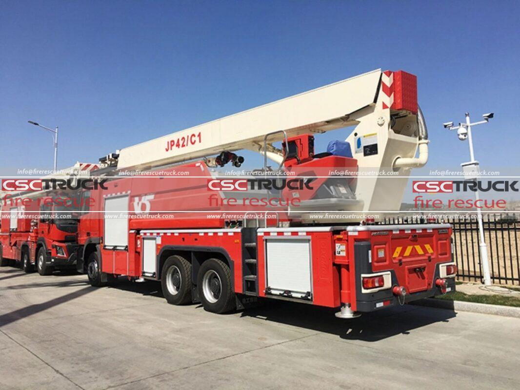 What Kind of Ladders Do Firefighters Use? - Fire Rescue Truck