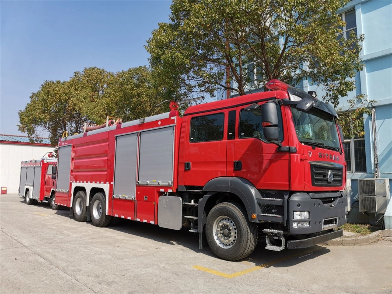 Versatile Combined Fire Truck for All-In-One Emergency Response - Fire ...