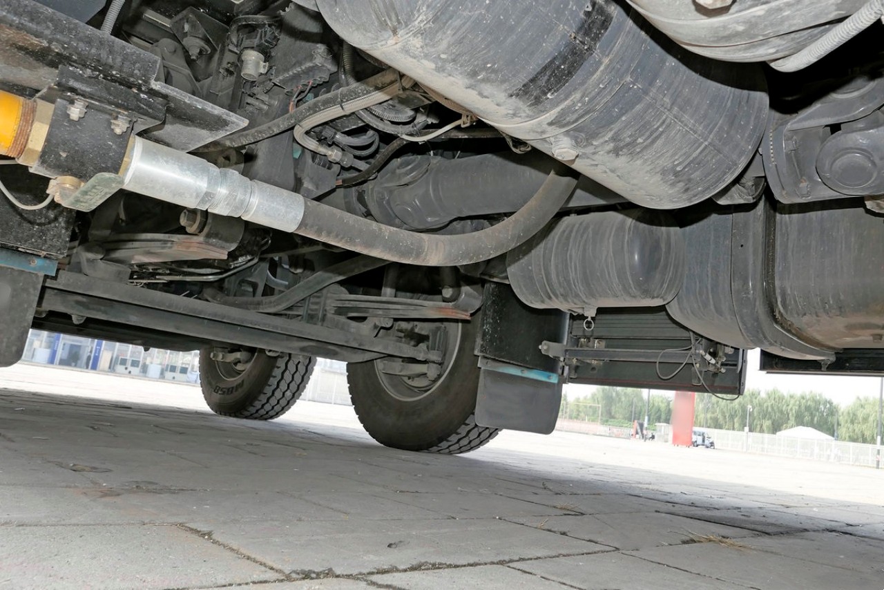 600HP V8 Engine Mercedes-Benz Actros Fire Truck — Pinoprotektahan ang ...