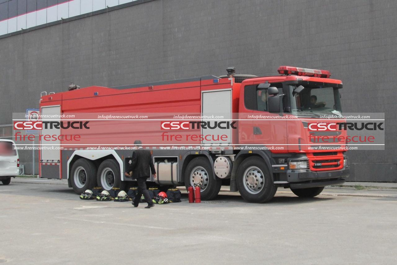 SCANIA R620 8x4 620-horsepower Fire Truck — as Fast as a Sports Car ...