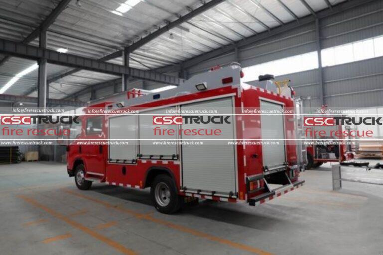 ISUZU ELF Double-Cab 3.5-Ton Foam Fire Truck, Eco-Friendly and ...