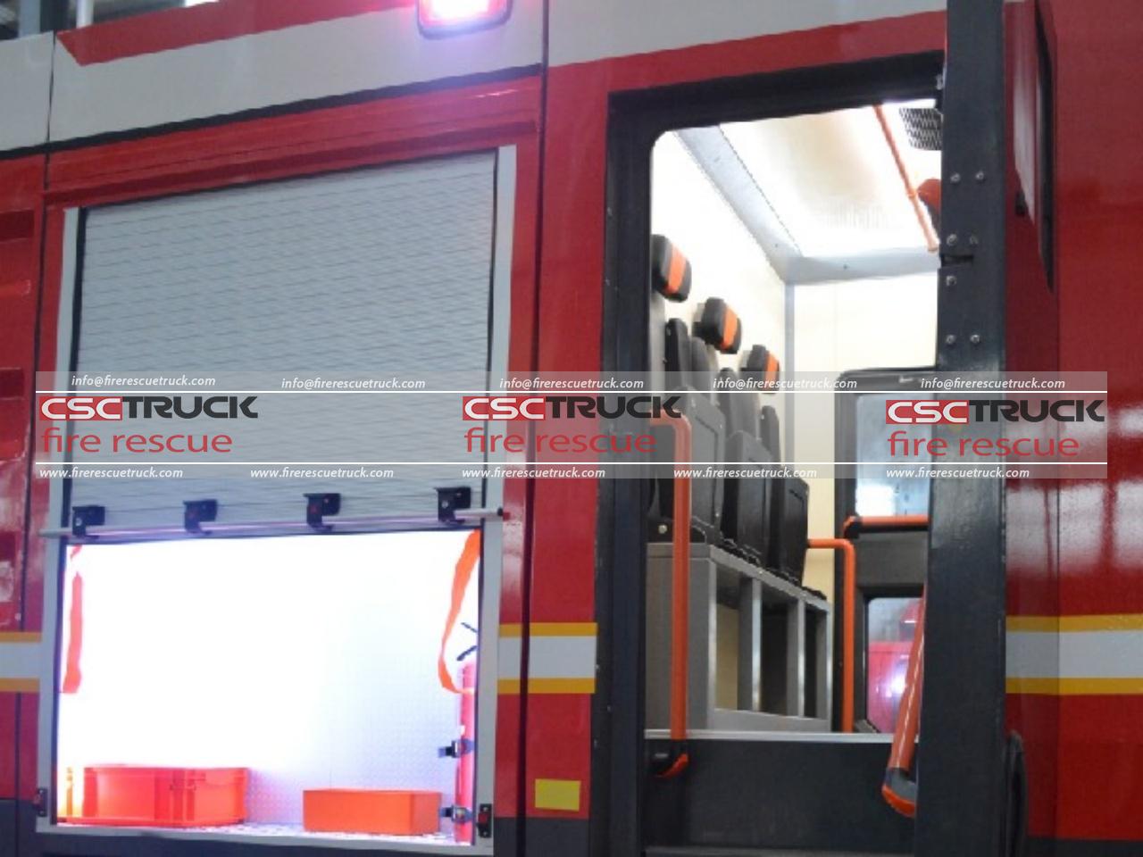 Mercedes Benz 18 Ton Water Foam Fire Engine - Lori ea Pholoso ea Mollo