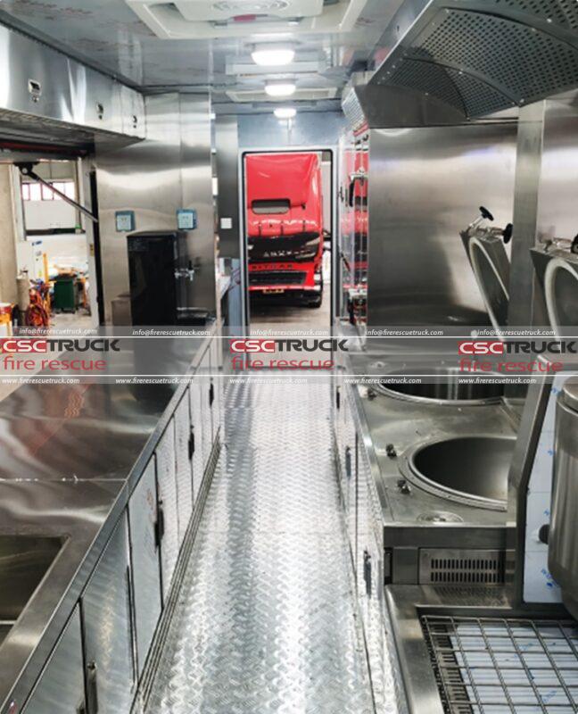 Nyab Laj Tau Txais Kev Pabcuam Thaum Muaj Xwm Ceev Tsheb thauj mus los ...